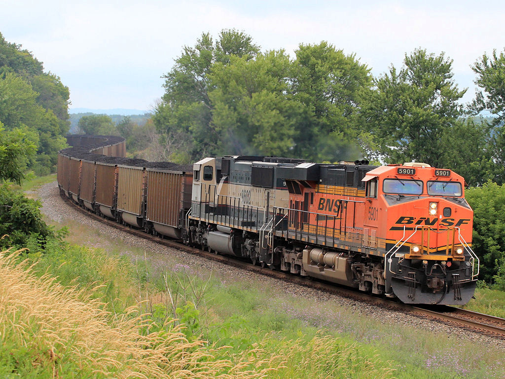 BNSF 5901